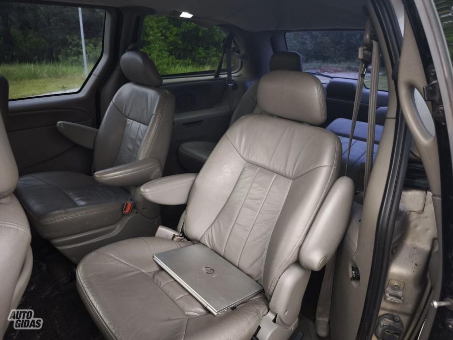 Dodge Grand Caravan 2006 in Siauliai, with an engine capacity of 3.80 L and mileage of 200 thousand km for 900 €, photo 11 on AUTOMOTO.COM.LV