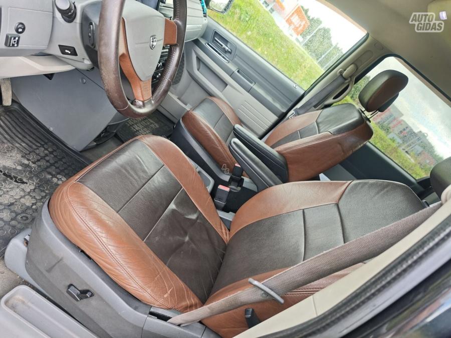 Dodge Grand Caravan 2009 in Vilnius, with an engine capacity of 3.30 L and mileage of 265 thousand km for 2500 €, photo 9 on AUTOMOTO.COM.LV