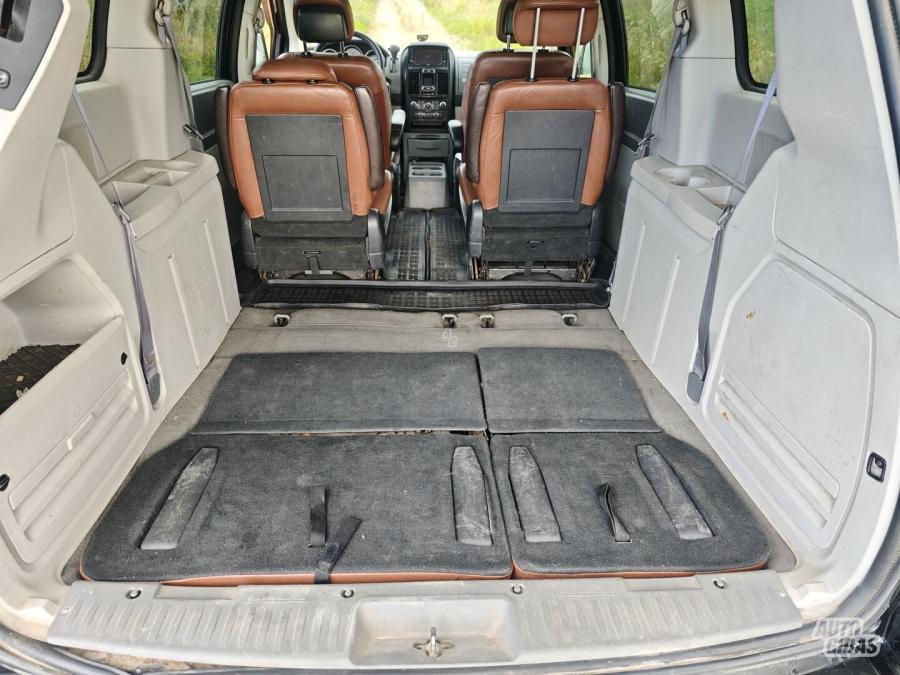 Dodge Grand Caravan 2009 in Vilnius, with an engine capacity of 3.30 L and mileage of 265 thousand km for 2500 €, photo 11 on AUTOMOTO.COM.LV