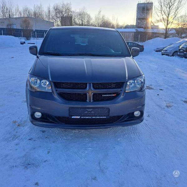 Dodge Grand Caravan 2018 in Siauliai, with an engine capacity of 3.60 L and mileage of 228 thousand km for 8950 €, photo 1 on AUTOMOTO.COM.LV