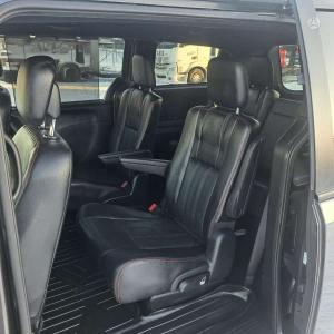 Dodge Grand Caravan 2018 in Siauliai, with an engine capacity of 3.60 L and mileage of 228 thousand km for 8950 €, photo 13 on AUTOMOTO.COM.LV