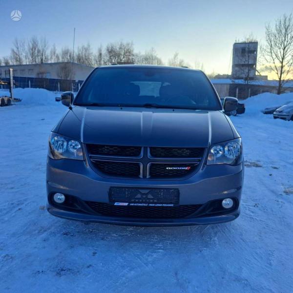 Dodge Grand Caravan 2018 in Siauliai, with an engine capacity of 3.60 L and mileage of 231 thousand km for 8950 €, photo 1 on AUTOMOTO.COM.LV