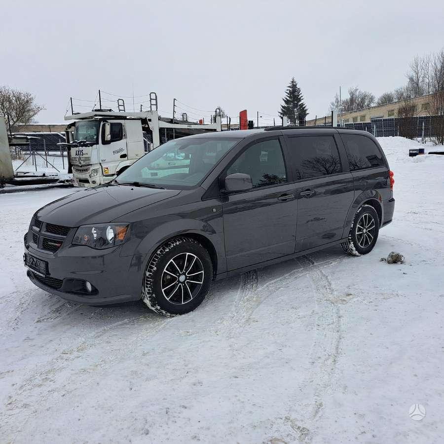 Dodge Grand Caravan 2018 Šauļi, ar dzinēja tilpumu 3.60 L un nobraukumu 165 tūkst. km par 8950 €, foto 2 vietnē AUTOMOTO.COM.LV