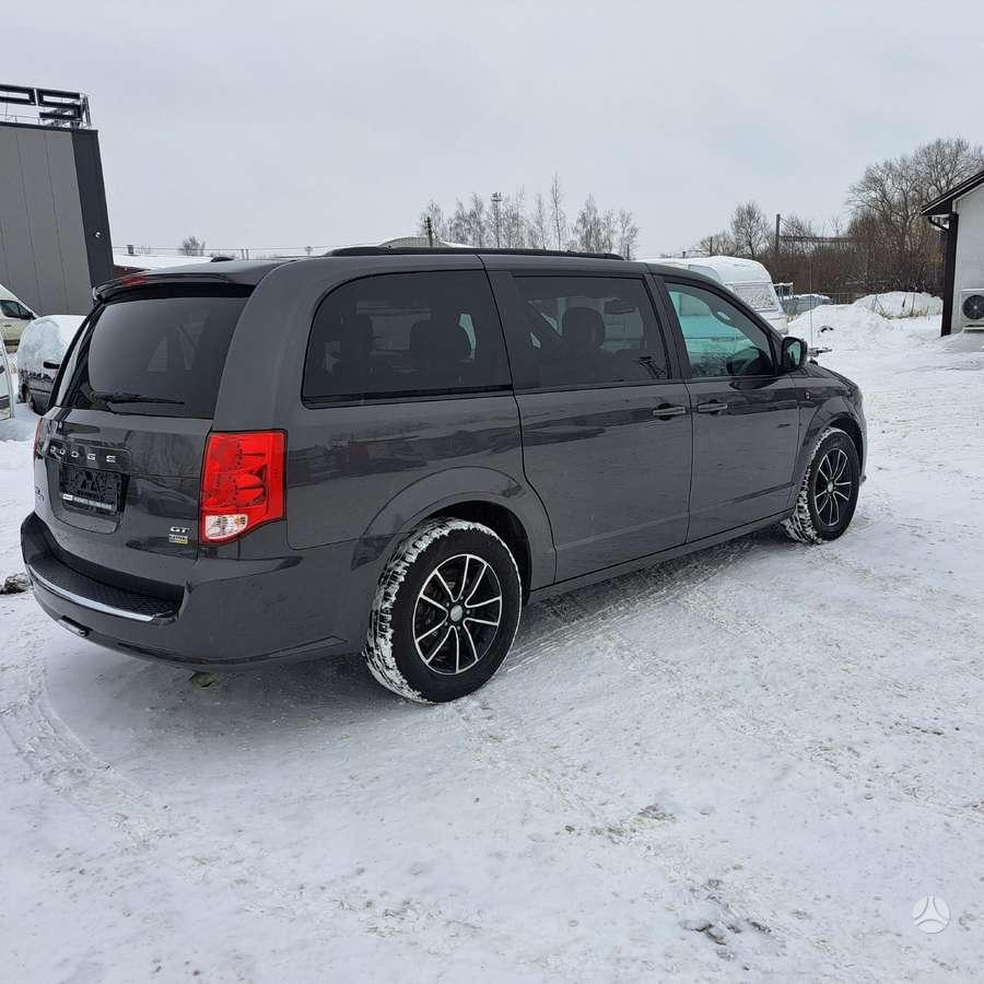 Dodge Grand Caravan 2018 Šauļi, ar dzinēja tilpumu 3.60 L un nobraukumu 165 tūkst. km par 8950 €, foto 5 vietnē AUTOMOTO.COM.LV