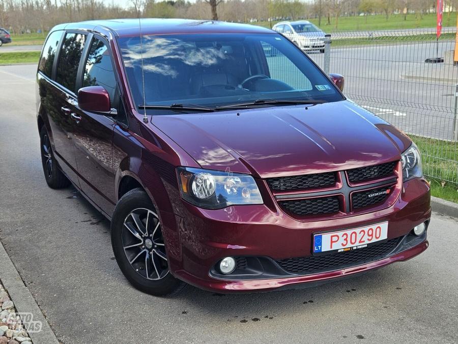 Додж Гранд Караван 2018 в Клуоналяй, объемом двигателя 3.60 л и пробегом 249 тыс. км за 10399 €, фото 1 на AUTOMOTO.COM.LV
