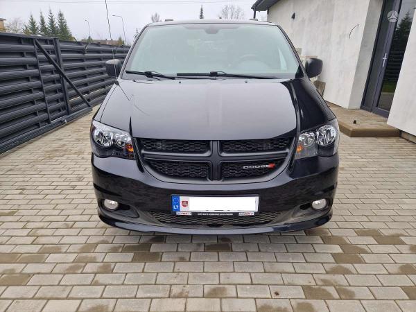 Dodge Grand Caravan 2019 in Siauliai, with an engine capacity of 3.60 L and mileage of 174 thousand km for 9900 €, photo 2 on AUTOMOTO.COM.LV