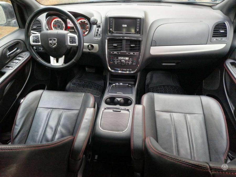Dodge Grand Caravan 2019 in Siauliai, with an engine capacity of 3.60 L and mileage of 174 thousand km for 9900 €, photo 11 on AUTOMOTO.COM.LV