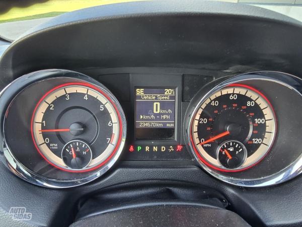 Dodge Grand Caravan 2019 in Siauliai, with an engine capacity of 3.60 L and mileage of 234 thousand km for 9299 €, photo 6 on AUTOMOTO.COM.LV