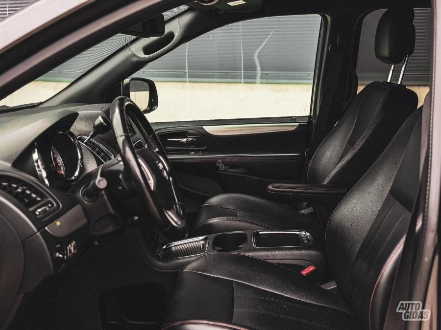 Dodge Grand Caravan 2019 Šauļi, ar dzinēja tilpumu 3.60 L un nobraukumu 234 tūkst. km par 9700 €, foto 18 vietnē AUTOMOTO.COM.LV