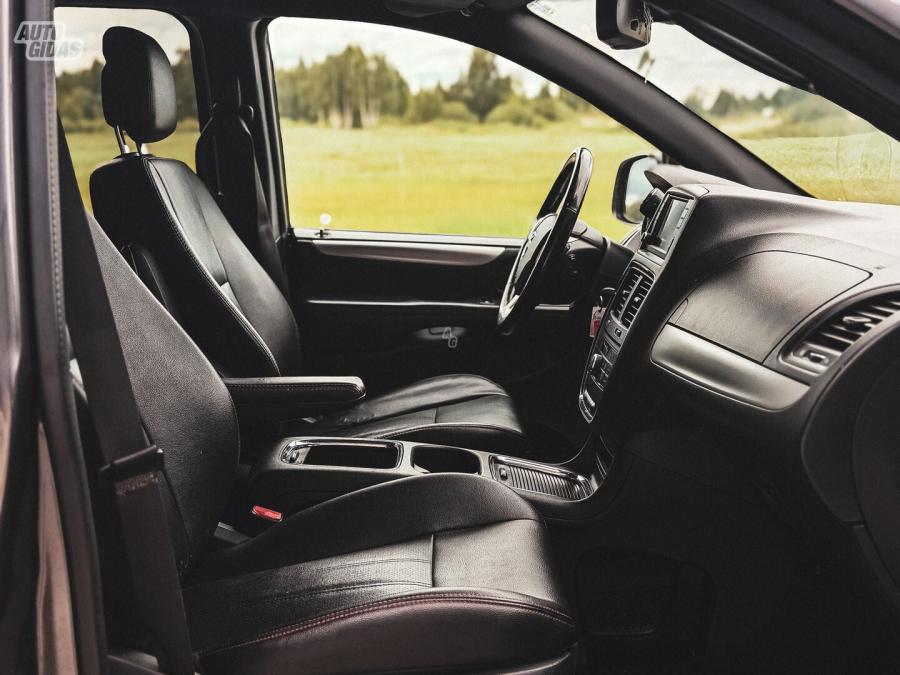 Dodge Grand Caravan 2019 Šauļi, ar dzinēja tilpumu 3.60 L un nobraukumu 234 tūkst. km par 9700 €, foto 25 vietnē AUTOMOTO.COM.LV