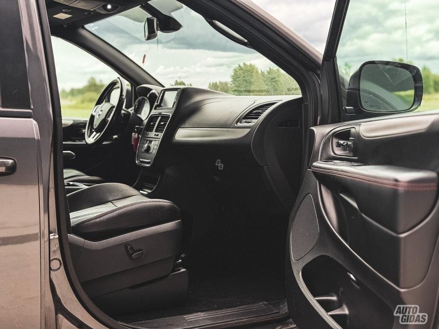 Dodge Grand Caravan 2019 Šauļi, ar dzinēja tilpumu 3.60 L un nobraukumu 234 tūkst. km par 9700 €, foto 26 vietnē AUTOMOTO.COM.LV