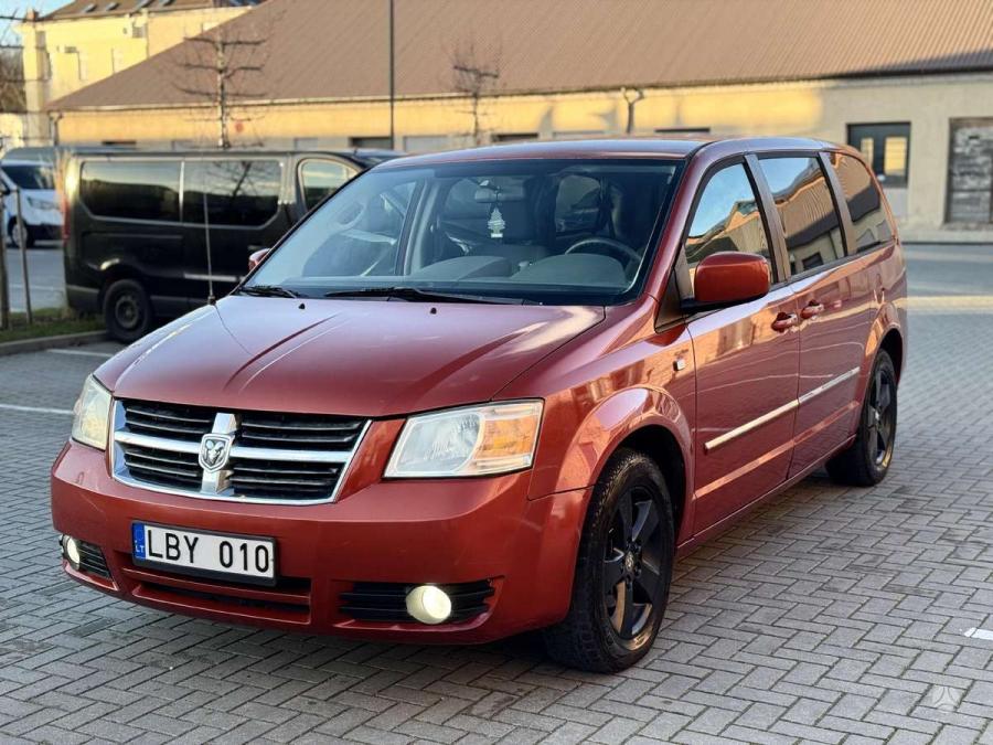 Red Dodge Grand Caravan 2008 in Klaipeda, with an engine capacity of 3.80 L and mileage of 213 thousand km for 2690 €, photo 1 on AUTOMOTO.COM.LV