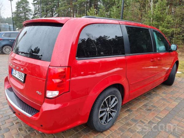 Додж Гранд Караван 2016 в Рига на AUTOMOTO.COM.LV Красный Додж Гранд Караван 2016 в Рига, объемом двигателя 3.60 л и пробегом 157 тыс. км за 8300 €, фото 3 на AUTOMOTO.COM.LV