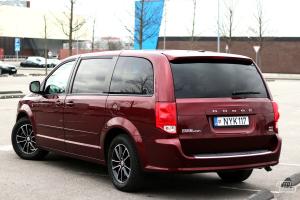 Red Dodge Grand Caravan 2017 in Klaipeda, with an engine capacity of 3.60 L and mileage of 197 thousand km for 10300 €, photo 7 on AUTOMOTO.COM.LV