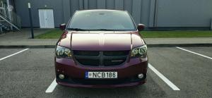 Sarkans Dodge Grand Caravan 2019 Kauņa, ar dzinēja tilpumu 3.60 L un nobraukumu 168 tūkst. km par 12500 €, foto 4 vietnē AUTOMOTO.COM.LV