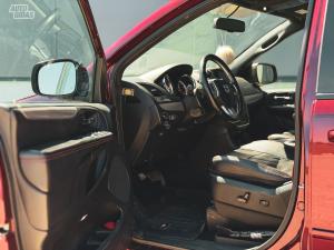 Violets Dodge Grand Caravan 2017 Šauļi, ar dzinēja tilpumu 3.60 L un nobraukumu 245 tūkst. km par 9599 €, foto 14 vietnē AUTOMOTO.COM.LV