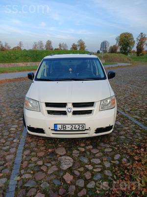 Balts Dodge Grand Caravan 2008 Daugavpils, ar dzinēja tilpumu 3.30 L un nobraukumu 268 tūkst. km par 1000 €, foto 1 vietnē AUTOMOTO.COM.LV