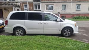 Balts Dodge Grand Caravan 2011 Rīga, ar dzinēja tilpumu 3.60 L un nobraukumu 298 tūkst. km par 1500 €, foto 3 vietnē AUTOMOTO.COM.LV