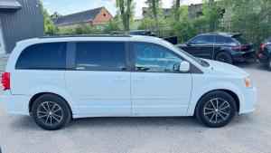 Balts Dodge Grand Caravan 2016 Ukmergė, ar dzinēja tilpumu 3.60 L un nobraukumu 218 tūkst. km par 4990 €, foto 10 vietnē AUTOMOTO.COM.LV