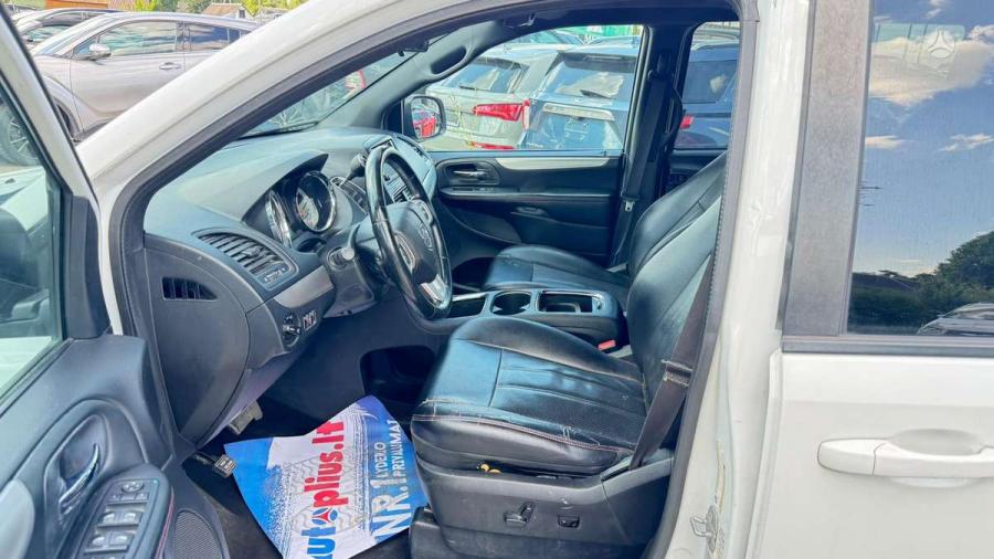 Balts Dodge Grand Caravan 2016 Ukmergė, ar dzinēja tilpumu 3.60 L un nobraukumu 218 tūkst. km par 4990 €, foto 13 vietnē AUTOMOTO.COM.LV