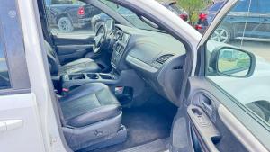 Balts Dodge Grand Caravan 2016 Ukmergė, ar dzinēja tilpumu 3.60 L un nobraukumu 218 tūkst. km par 4990 €, foto 19 vietnē AUTOMOTO.COM.LV