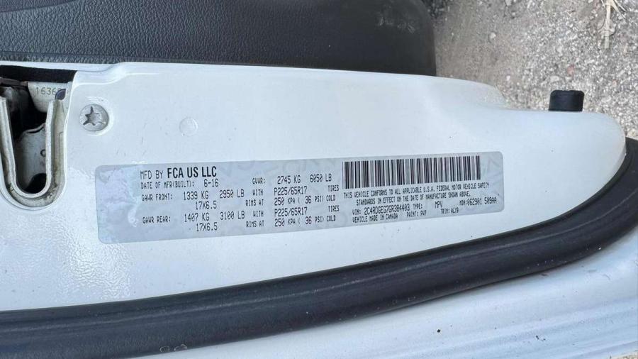 Balts Dodge Grand Caravan 2016 Ukmergė, ar dzinēja tilpumu 3.60 L un nobraukumu 218 tūkst. km par 4990 €, foto 20 vietnē AUTOMOTO.COM.LV