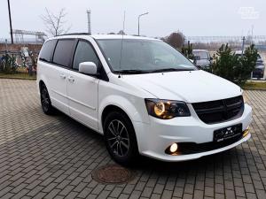 Balts Dodge Grand Caravan 2017 Šauļi, ar dzinēja tilpumu 3.60 L un nobraukumu 196 tūkst. km par 10000 €, foto  vietnē AUTOMOTO.COM.LV