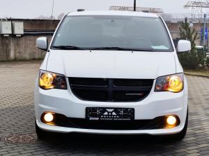 Balts Dodge Grand Caravan 2017 Šauļi, ar dzinēja tilpumu 3.60 L un nobraukumu 196 tūkst. km par 10000 €, foto 2 vietnē AUTOMOTO.COM.LV