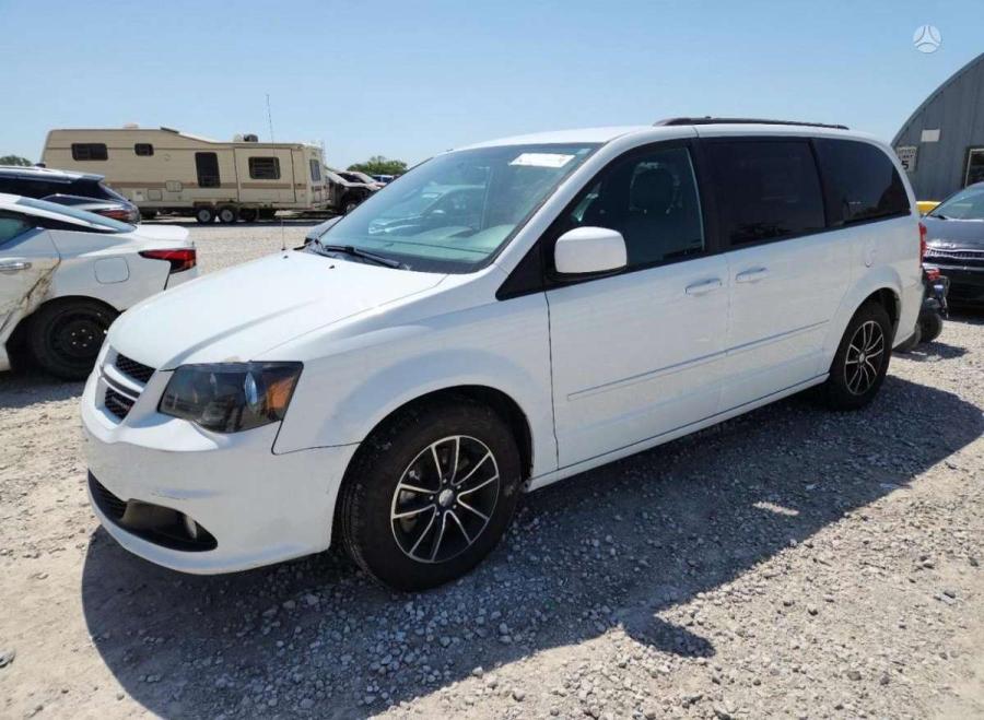 White Dodge Grand Caravan 2017 in Siauliai, with an engine capacity of 3.60 L and mileage of 203 thousand km for 4770 €, photo 1 on AUTOMOTO.COM.LV