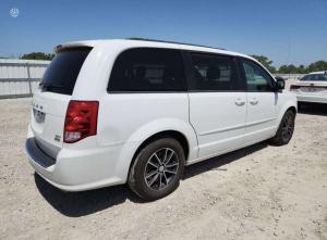 White Dodge Grand Caravan 2017 in Siauliai, with an engine capacity of 3.60 L and mileage of 203 thousand km for 4770 €, photo 3 on AUTOMOTO.COM.LV