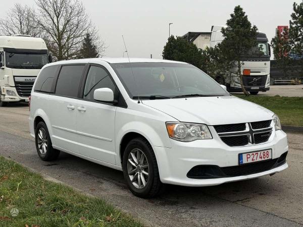 White Dodge Grand Caravan 2017 in Klaipeda, with an engine capacity of 3.60 L and mileage of 121 thousand km for 5700 €, photo 5 on AUTOMOTO.COM.LV