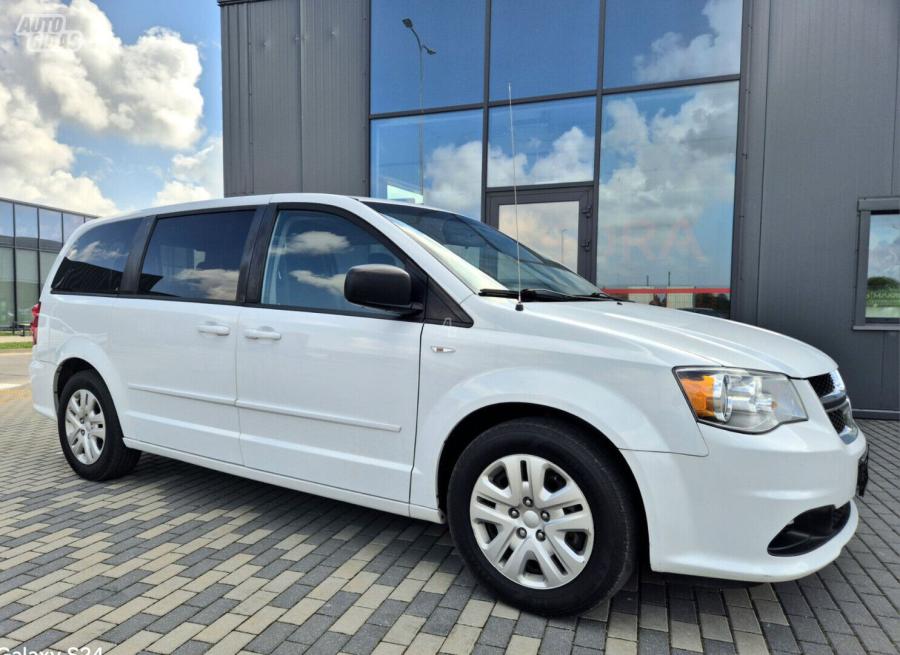 Balts Dodge Grand Caravan 2017 Šauļi, ar dzinēja tilpumu 3.60 L un nobraukumu 0 tūkst. km par 7200 €, foto 7 vietnē AUTOMOTO.COM.LV