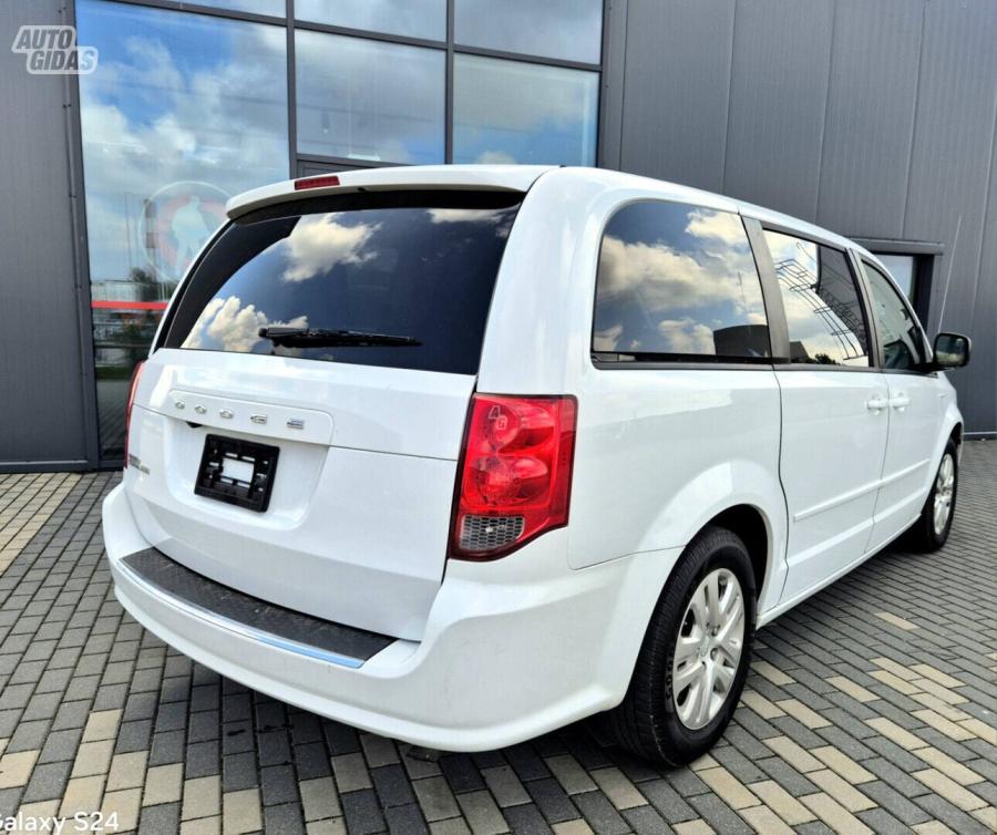 Balts Dodge Grand Caravan 2017 Šauļi, ar dzinēja tilpumu 3.60 L un nobraukumu 0 tūkst. km par 7200 €, foto 9 vietnē AUTOMOTO.COM.LV