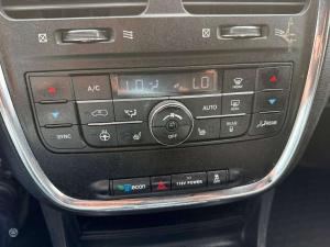 Balts Dodge Grand Caravan 2017 Šauļi, ar dzinēja tilpumu 3.60 L un nobraukumu 242 tūkst. km par 9100 €, foto 7 vietnē AUTOMOTO.COM.LV