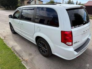 Balts Dodge Grand Caravan 2017 Šauļi, ar dzinēja tilpumu 3.60 L un nobraukumu 242 tūkst. km par 9100 €, foto 14 vietnē AUTOMOTO.COM.LV