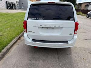 Balts Dodge Grand Caravan 2017 Šauļi, ar dzinēja tilpumu 3.60 L un nobraukumu 242 tūkst. km par 9100 €, foto 15 vietnē AUTOMOTO.COM.LV