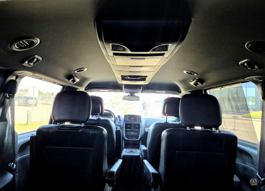 Balts Dodge Grand Caravan 2018 Šauļi, ar dzinēja tilpumu 3.60 L un nobraukumu 180 tūkst. km par 9250 €, foto 15 vietnē AUTOMOTO.COM.LV