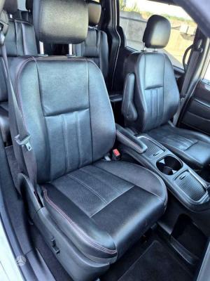 Balts Dodge Grand Caravan 2018 Šauļi, ar dzinēja tilpumu 3.60 L un nobraukumu 180 tūkst. km par 9250 €, foto 16 vietnē AUTOMOTO.COM.LV