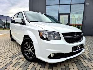 Белый Додж Гранд Караван 2018 в Шяуляй, объемом двигателя 3.60 л и пробегом 180 тыс. км за 9250 €, фото  на AUTOMOTO.COM.LV