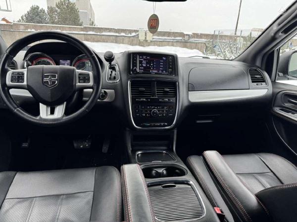 Balts Dodge Grand Caravan 2019 Šauļi, ar dzinēja tilpumu 3.60 L un nobraukumu 0 tūkst. km par 8900 €, foto 10 vietnē AUTOMOTO.COM.LV