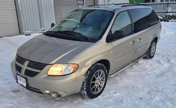 Dzeltens Dodge Grand Caravan 2003 Šauļi, ar dzinēja tilpumu 3.80 L un nobraukumu 250 tūkst. km par 1410 €, foto 1 vietnē AUTOMOTO.COM.LV
