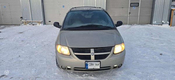 Dzeltens Dodge Grand Caravan 2003 Šauļi, ar dzinēja tilpumu 3.80 L un nobraukumu 250 tūkst. km par 1410 €, foto 2 vietnē AUTOMOTO.COM.LV