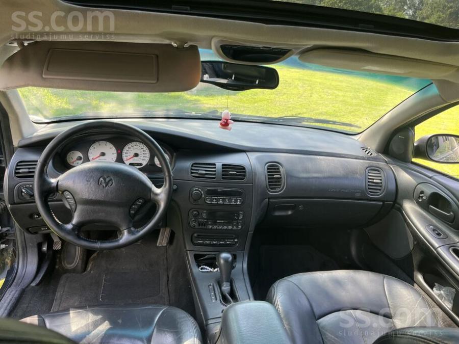 Blue Dodge Intrepid 2000 in Riga, with an engine capacity of 3.20 L and mileage of 155 thousand km for 1480 €, photo 9 on AUTOMOTO.COM.LV