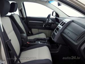 Beige Dodge Journey 2009 in Tallinn, with an engine capacity of 2.00 L and mileage of 324 thousand km for 1999 €, photo 7 on AUTOMOTO.COM.LV