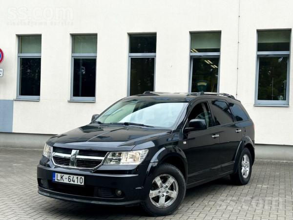 Melns Dodge Journey 2008 Jelgava, ar dzinēja tilpumu 2.00 L un nobraukumu 246 tūkst. km par 4850 €, foto 1 vietnē AUTOMOTO.COM.LV