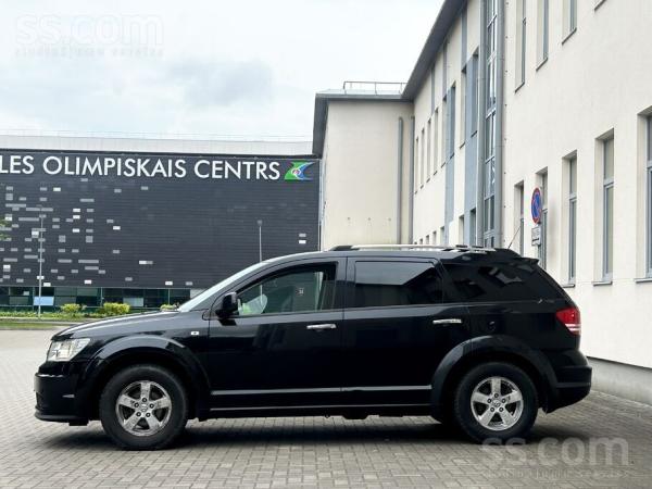 Melns Dodge Journey 2008 Jelgava, ar dzinēja tilpumu 2.00 L un nobraukumu 246 tūkst. km par 4850 €, foto 3 vietnē AUTOMOTO.COM.LV