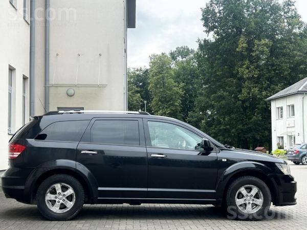 Melns Dodge Journey 2008 Jelgava, ar dzinēja tilpumu 2.00 L un nobraukumu 246 tūkst. km par 4850 €, foto 4 vietnē AUTOMOTO.COM.LV