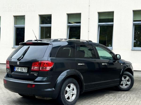 Melns Dodge Journey 2008 Jelgava, ar dzinēja tilpumu 2.00 L un nobraukumu 246 tūkst. km par 4850 €, foto 7 vietnē AUTOMOTO.COM.LV