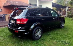 Melns Dodge Journey 2008 Rīga, ar dzinēja tilpumu 2.70 L un nobraukumu 274 tūkst. km par 4440 €, foto 3 vietnē AUTOMOTO.COM.LV