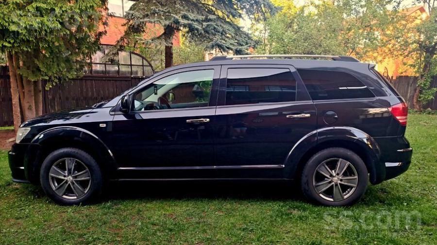 Melns Dodge Journey 2008 Rīga, ar dzinēja tilpumu 2.70 L un nobraukumu 274 tūkst. km par 4440 €, foto 8 vietnē AUTOMOTO.COM.LV